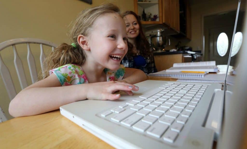 7 Tips for Helping Your Child Learn from Home - Waterford.org